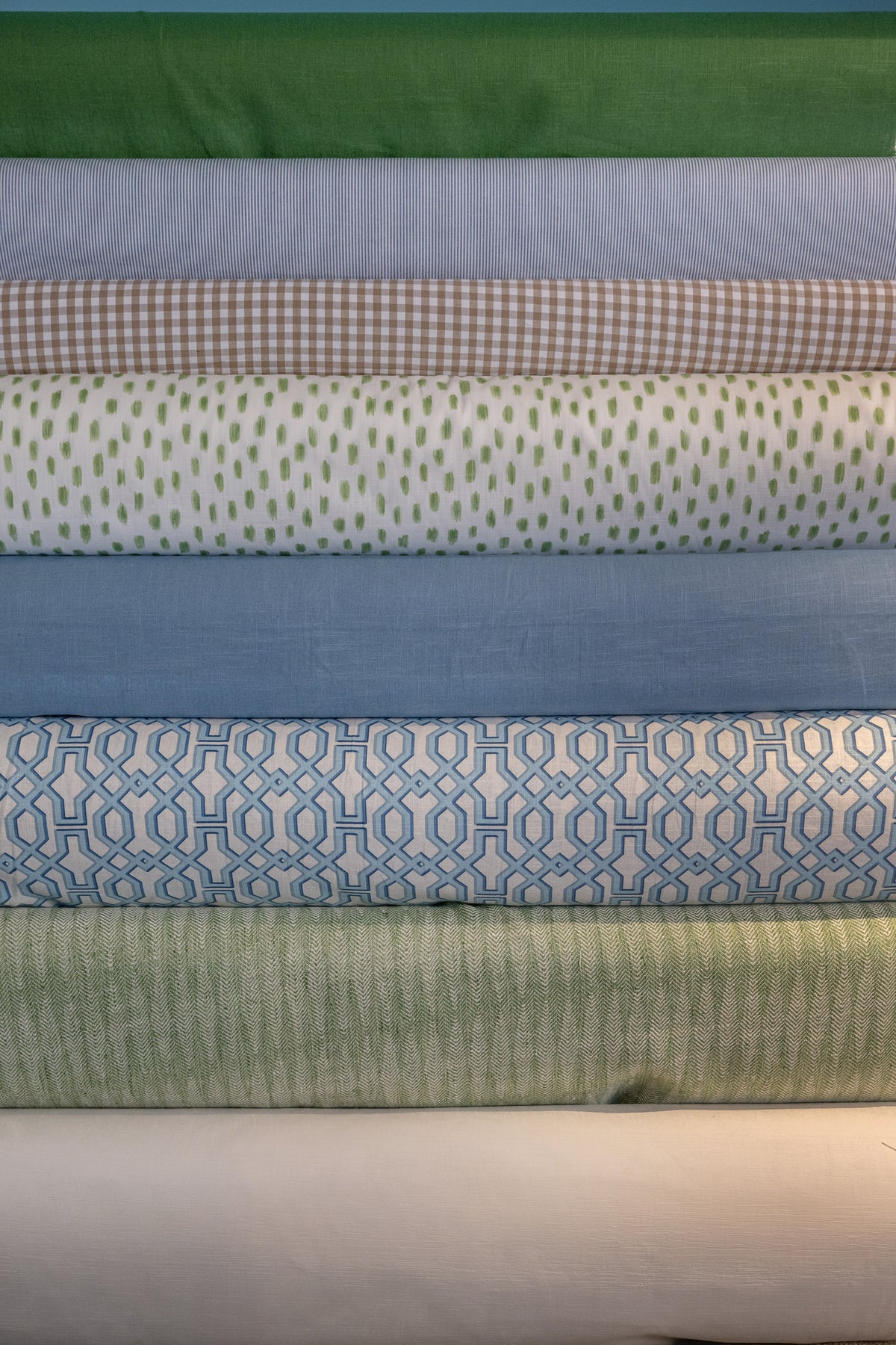 Tangled Fabric by the Yard – Nell Hill's