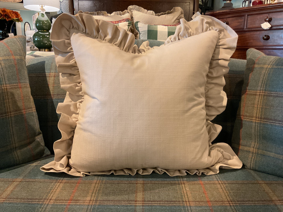 Terrasol Toledo Sand w/ Ruffle – Nell Hill's